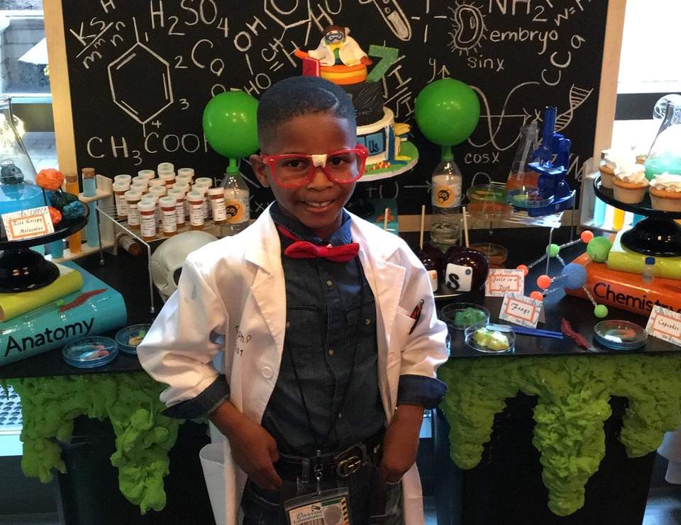 Science / Birthday "Darius 7th Laboratory Party" | Catch My Party