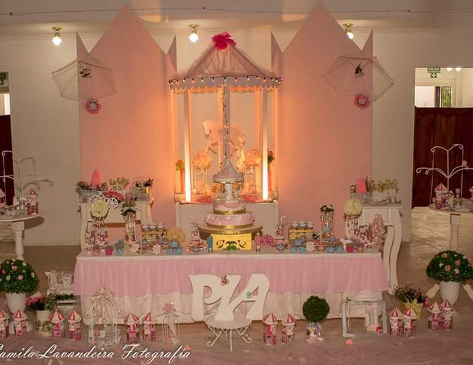 Carrousel / Birthday "Carousel 1st birthday party" | Catch My Party