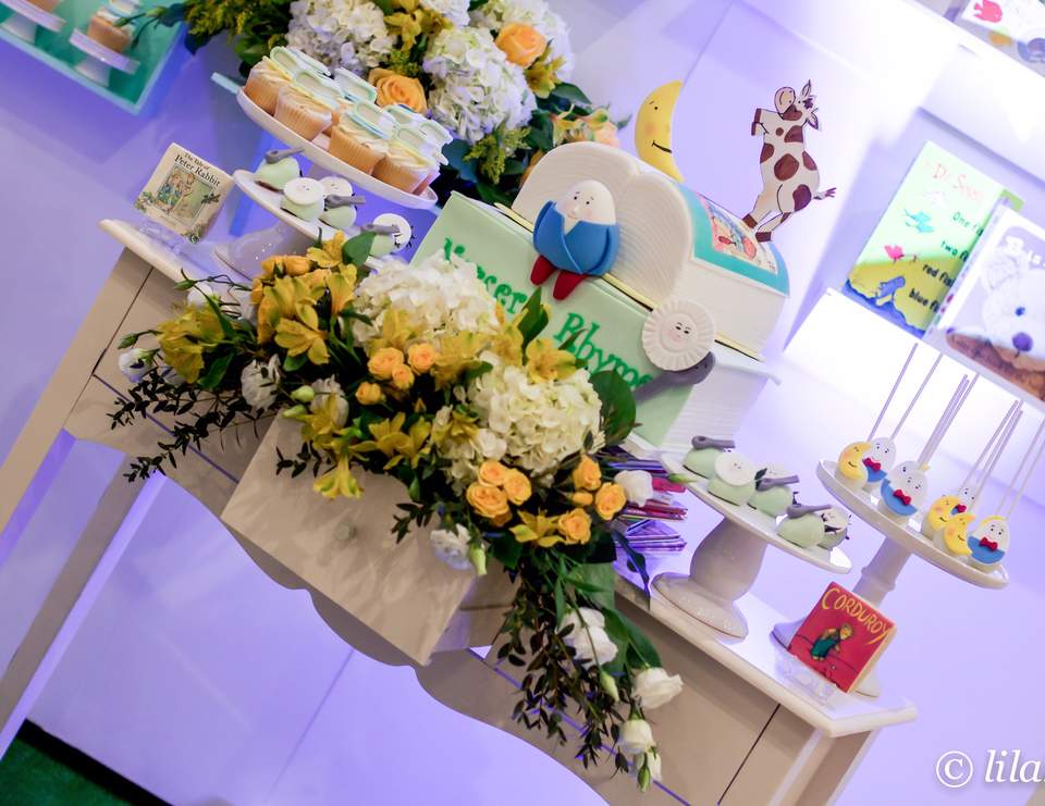 Library / Baby Shower "Baby' First Library" | Catch My Party