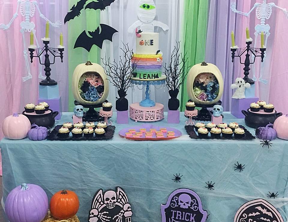 Pastel Halloween / Halloween "Boo-tastic First Birthday" | Catch My Party