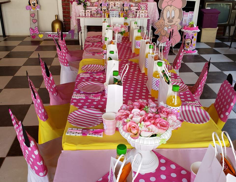 Minnie / Birthday "Minnie baby 1st birthday party" | Catch My Party