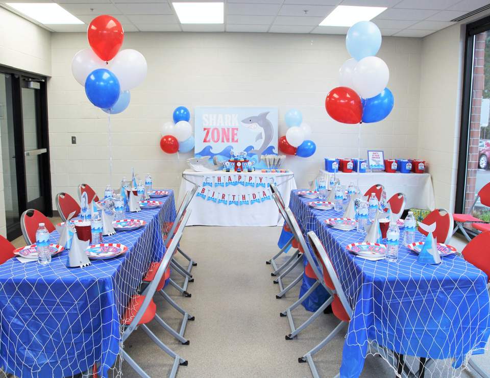 Sharks / Birthday "Shark Pool Party" | Catch My Party