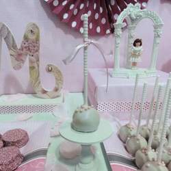 1st Communion / communion "Pink communion for my niece" | Catch My Party