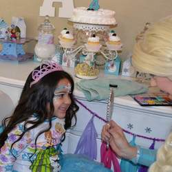 Frozen (Disney) / Birthday "ARILOVE TURNS FOUR" | Catch My Party