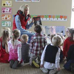 Christmas / Christmas/Holiday "Preschool Christmas Party" | Catch My Party