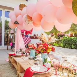 Picnic Brunch / Birthday "Poolside Picnic Birthday Brunch" | Catch My Party