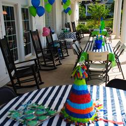 Pool / Birthday "A Blue and Green Pool Party" | Catch My Party