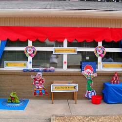 carnival party / Graduation/End of School "Field Day Fun" | Catch My Party