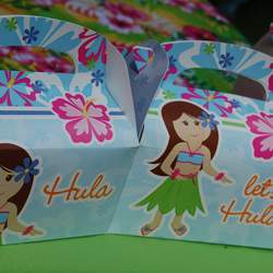 Hawaiian Luau / Birthday "A Backyard Luau" | Catch My Party