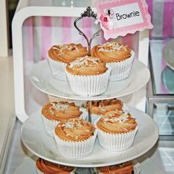 Cupcakes! / Cupcake Party "Cupcake Table" | Catch My Party