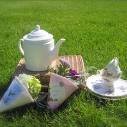 Spring "May Day Tea" | Catch My Party