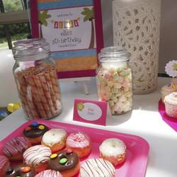 Hawaiian Hula Party / Birthday "Ella's Hawaiian Pool Party" | Catch My ...