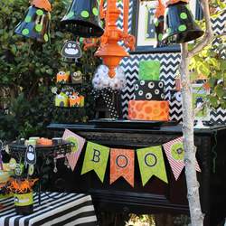 Monsters / Halloween "Monster Mash for kids" | Catch My Party