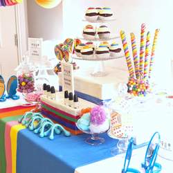 spa & candy / Birthday "Kendall's Spa Candy Bar Birthday" | Catch My Party