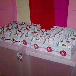 Hello Kitty / Birthday "Red and Pink Hello Kitty Party" | Catch My Party