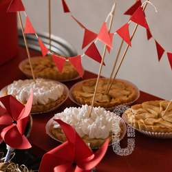 Vintage airplane / Birthday "Vintage airplane dessert table" | Catch My ...