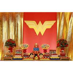 Wonder Woman / Birthday "A wonferful Wonder Woman Party!" | Catch My Party