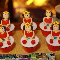 Wonder Woman / Birthday "A wonferful Wonder Woman Party!" | Catch My Party
