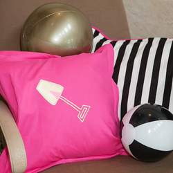 Pool Party / Birthday "A Glamorous Kate Spade Inspired Pool Party ...