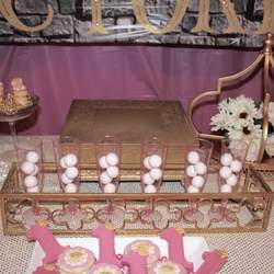 Queen/princess / Birthday "Queen Victoria 1st Birthday" | Catch My Party