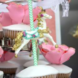 Carousel / Birthday "Vintage Carousel 1st birthday party for Alina ...