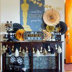Oscar Party / Movie Night "Glitz and Glam Oscar Viewing Party" | Catch ...