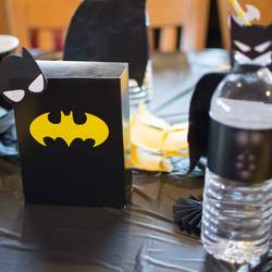 Batman Inspired / Birthday "Batman Inspired Party for a Teen" | Catch ...