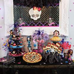 Monster High / Birthday "Monster High Pie Birthday Party" | Catch My Party