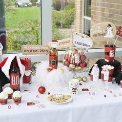 Christmas / Christmas/Holiday "Here Comes Santa!" | Catch My Party