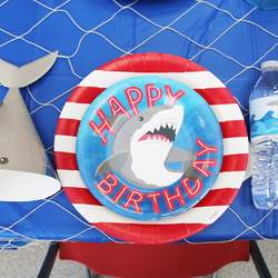 Sharks / Birthday "Shark Pool Party" | Catch My Party