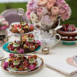 Vintage / Retro / Tea Party "Traditional Tea Party" | Catch My Party