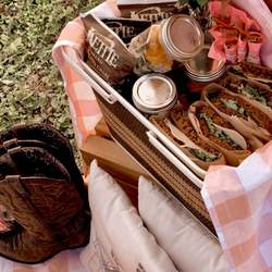 Picnic / Birthday "Pretty Pink Picnic" | Catch My Party