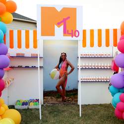 1990's Pool Party / Birthday "MTV Spring Break 90's Party" | Catch My Party