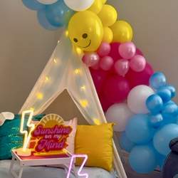 Preppy / Birthday "Sleepover teepee party" | Catch My Party